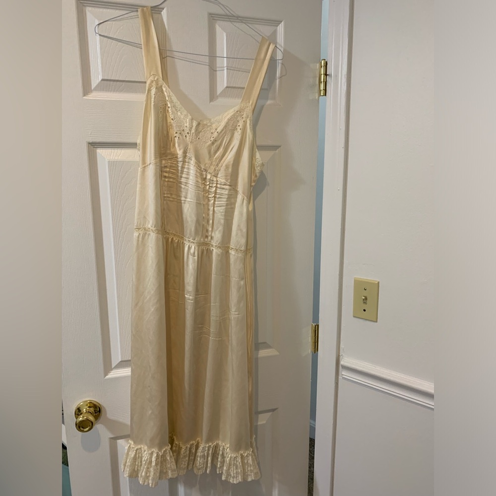 Vintage Midi Lace Slip Dress Cream Color - Gem